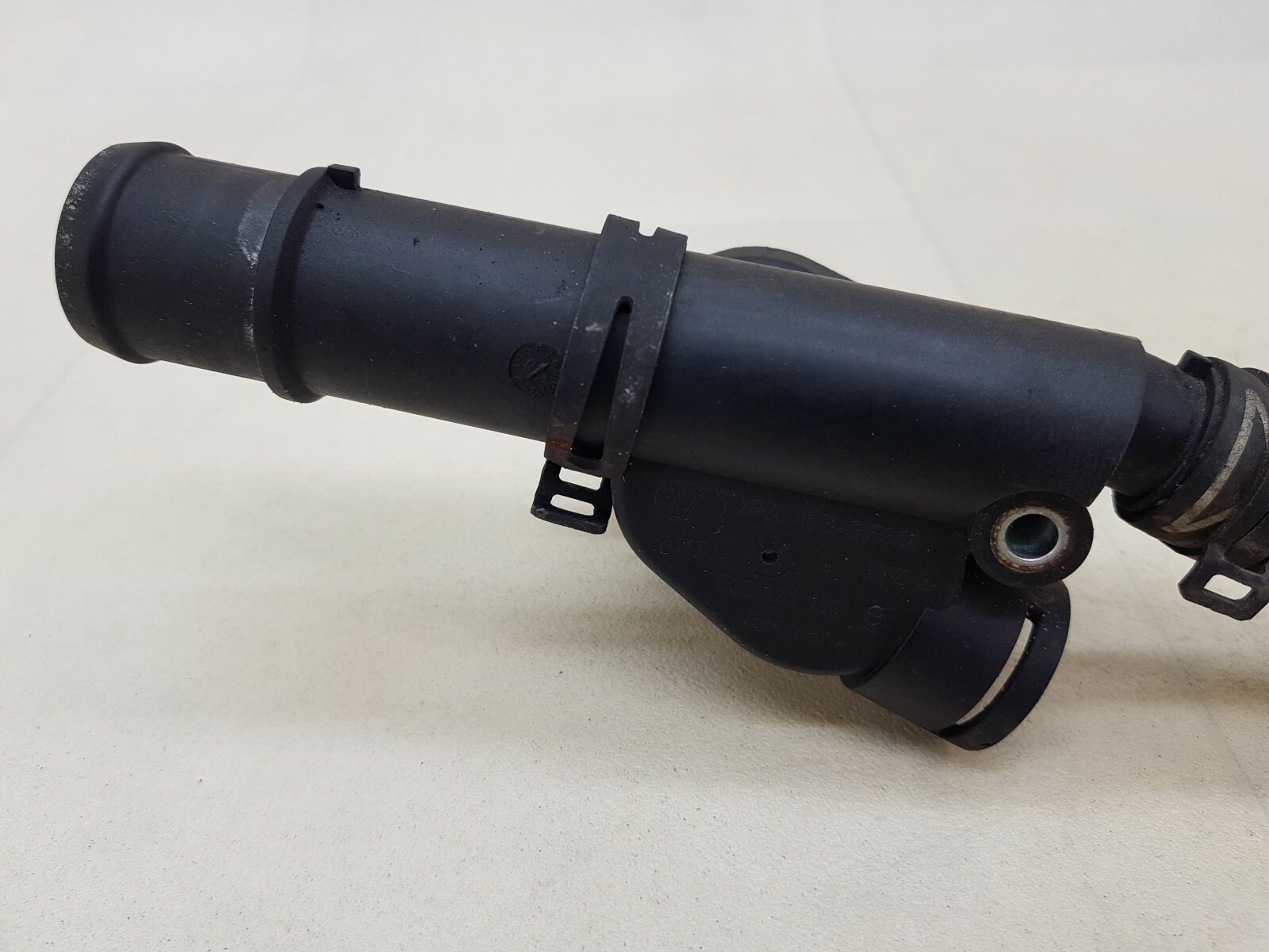 VOLKSWAGEN PASSAT B6 3C 05-10 2.0 TDI WATER COOLANT FLANGE + PIPE ...