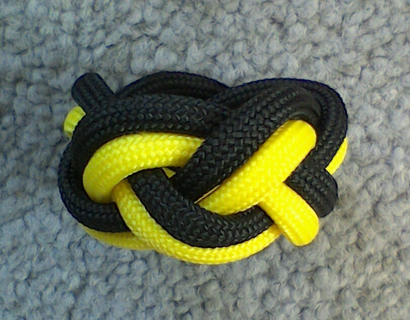COLORED WOGGLE - Scarf Ring - UK Woven in Paracord *Pick color* Scout ...