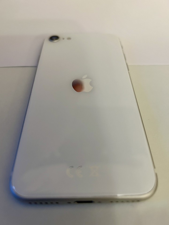 Apple iPhone SE 2020 2nd Gen 64GB White A2296 - Very Good Condition ...
