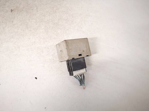 8198050030 81980-50030 Relay module for Toyota Avensis Verso 2001 ...