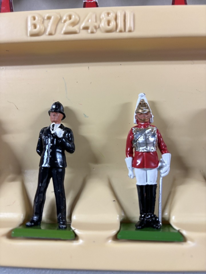 Vintage Britains Metal Models Toy Soldiers - 3 Sets | eBay