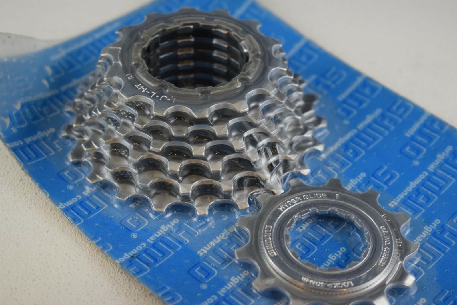 Shimano cassette HG70 7 speed 21 - 13 teeth HYPERGLIDE silver Vintage ...