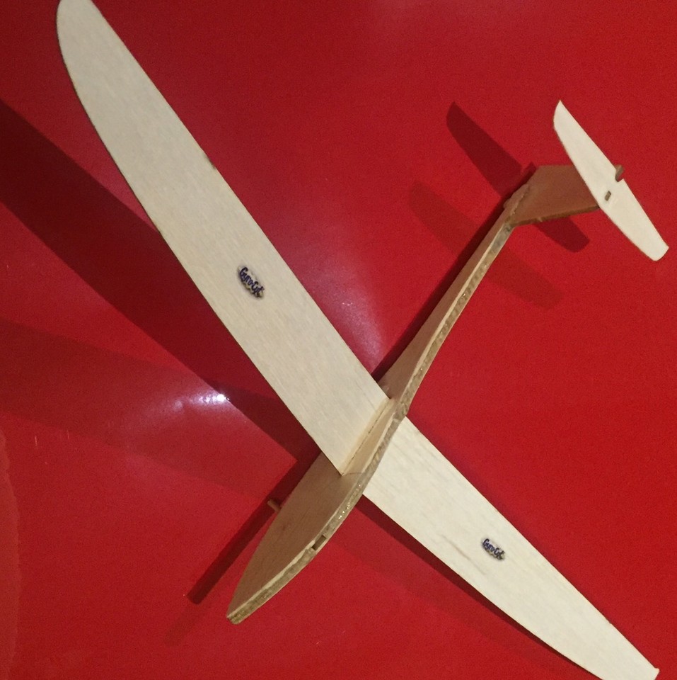 Balsa Wood Glider Kit 304 Shark Sailplane Catapult Plane Partybag Toy ...