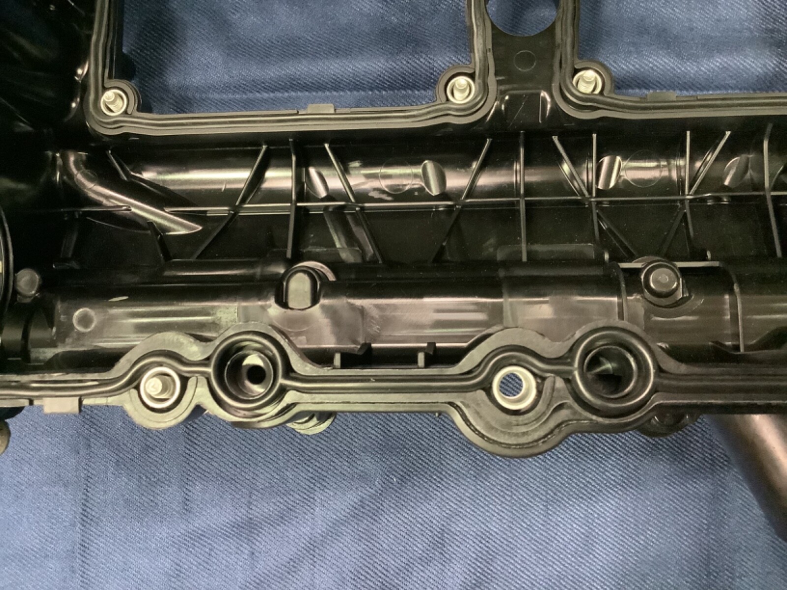 BMW valve cover oe 11127625477 11127588412 | eBay