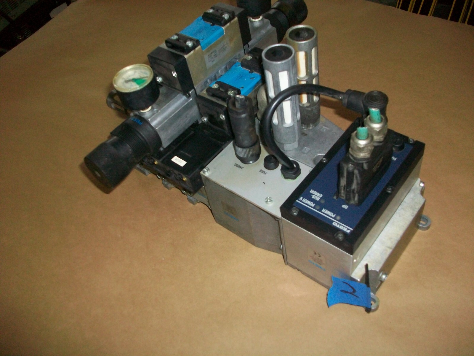 Festo Profibus Pneumatic Solenoid Valve Stack IFB13-30 VIGP-04-FB-D-1 ...