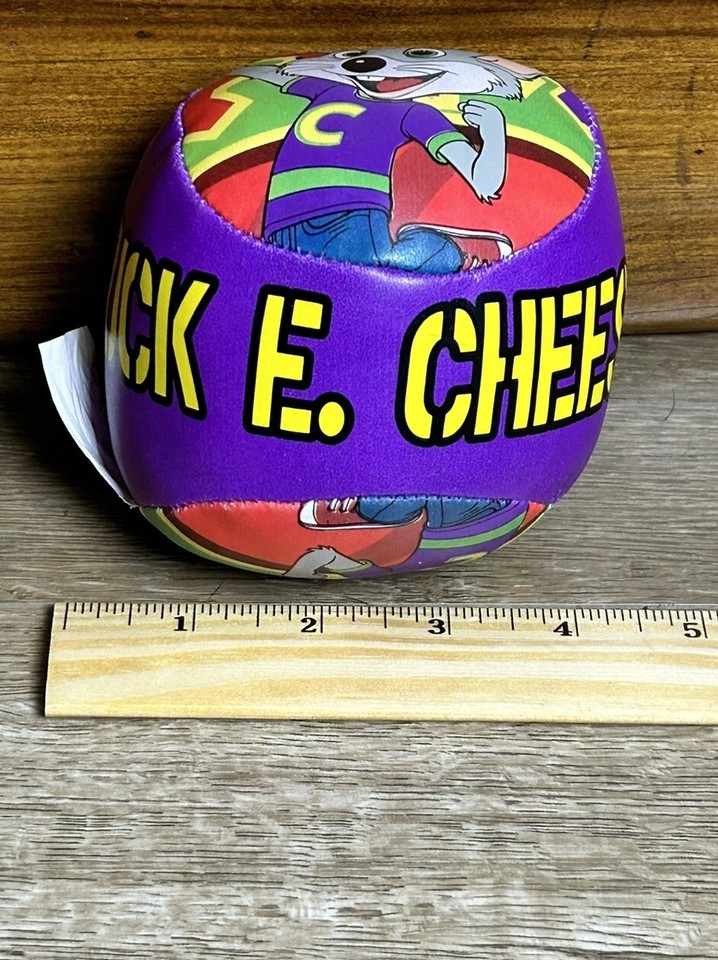 Chuck E Cheese Soft Play Ball Limited Edition 2019 Cartoon Themed Retro ...