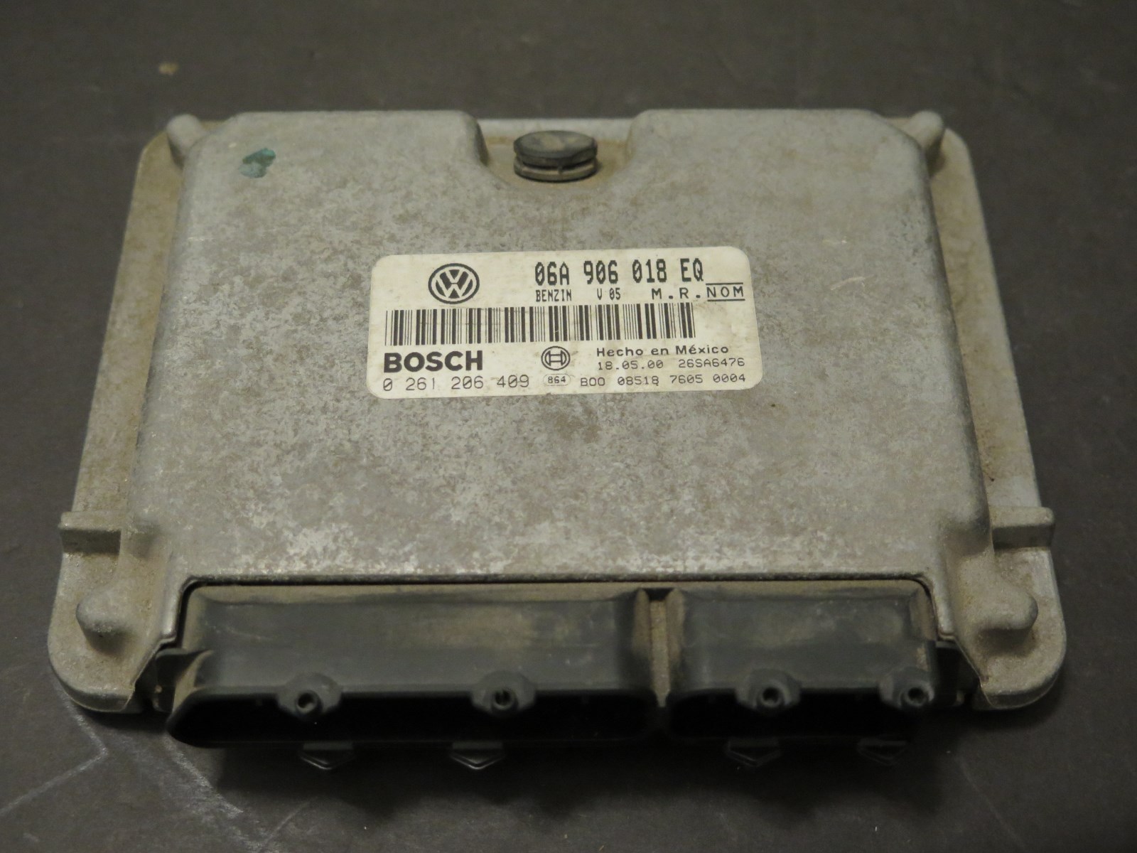 99 00 01 VW Beetle ECU ECM Engine Control Computer Module 06a 906 018 ...