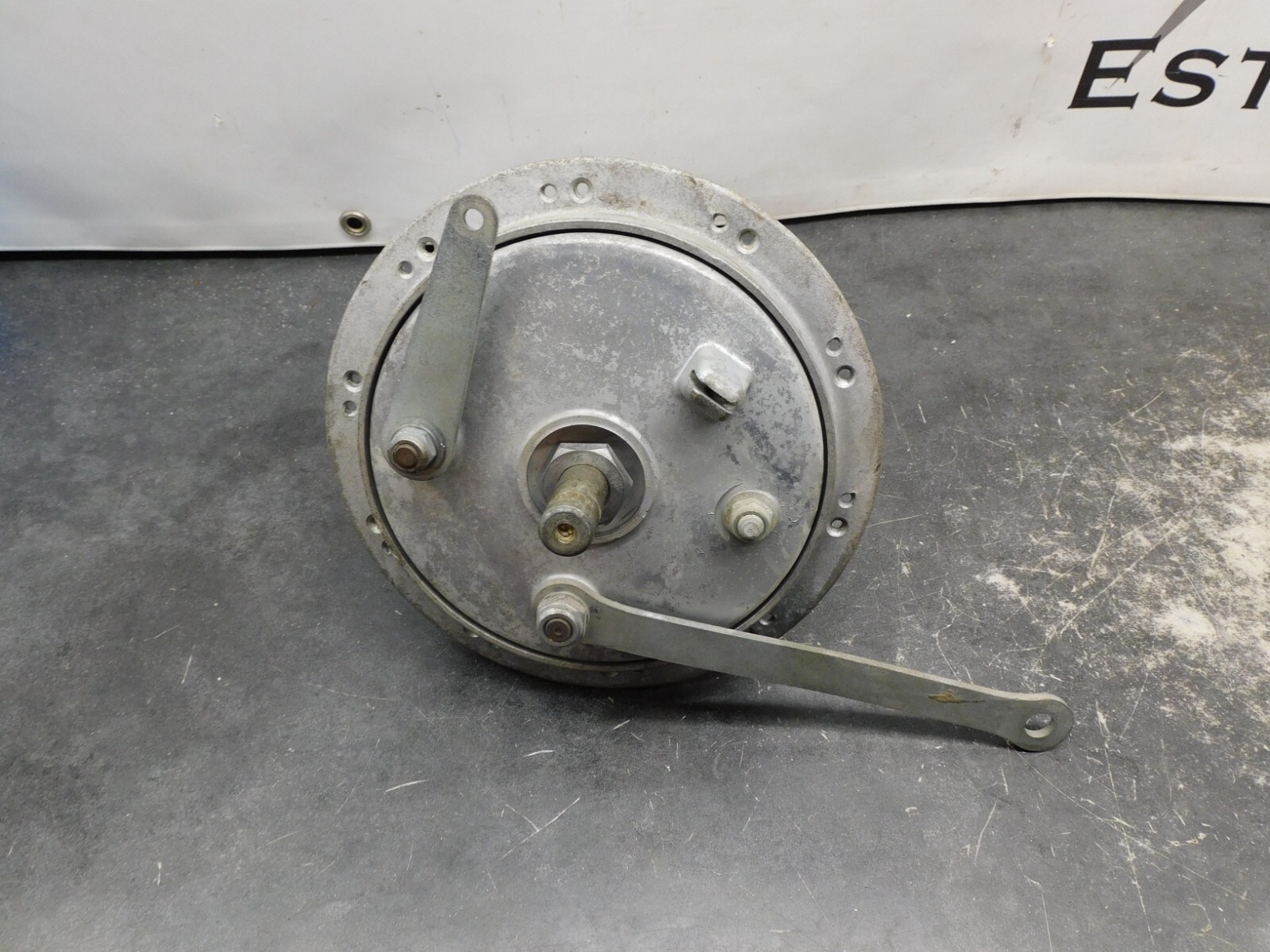 BSA B25 B25SS 250 Small Front Conical Wheel hub & Backing Plate 2708 | eBay