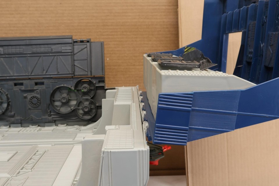 Defiant Space Shuttle Complex Gantry Crawler Near Complete GI Joe 1987 ...