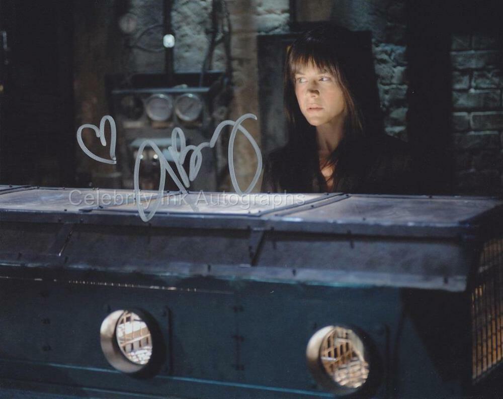 JULIE BENZ as Brit - Saw V GENUINE SIGNED AUTOGRAPH | eBay
