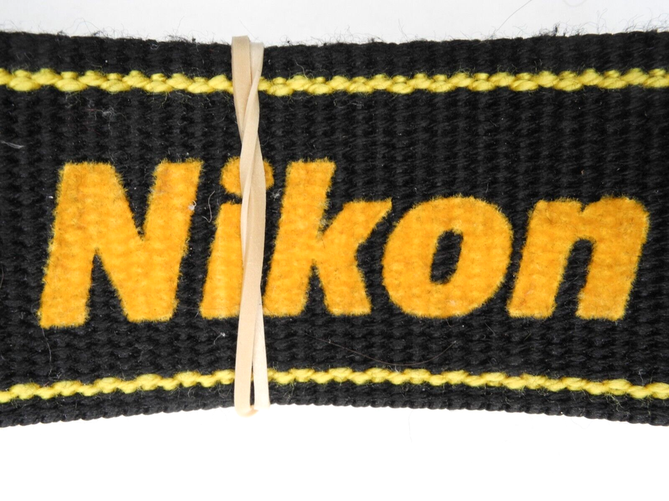 Nikon AN-DC3 Camera Neck Strap For D3400 D3500 D5500 D5600 D7100 D7200 ...