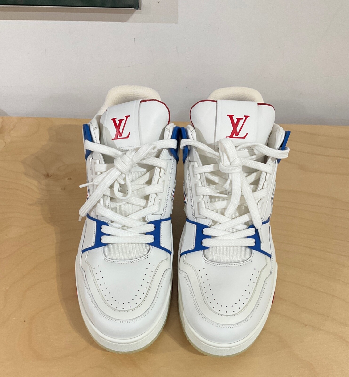 Louis Vuitton Men's LV Trainer Line Sneakers Leather - Gem