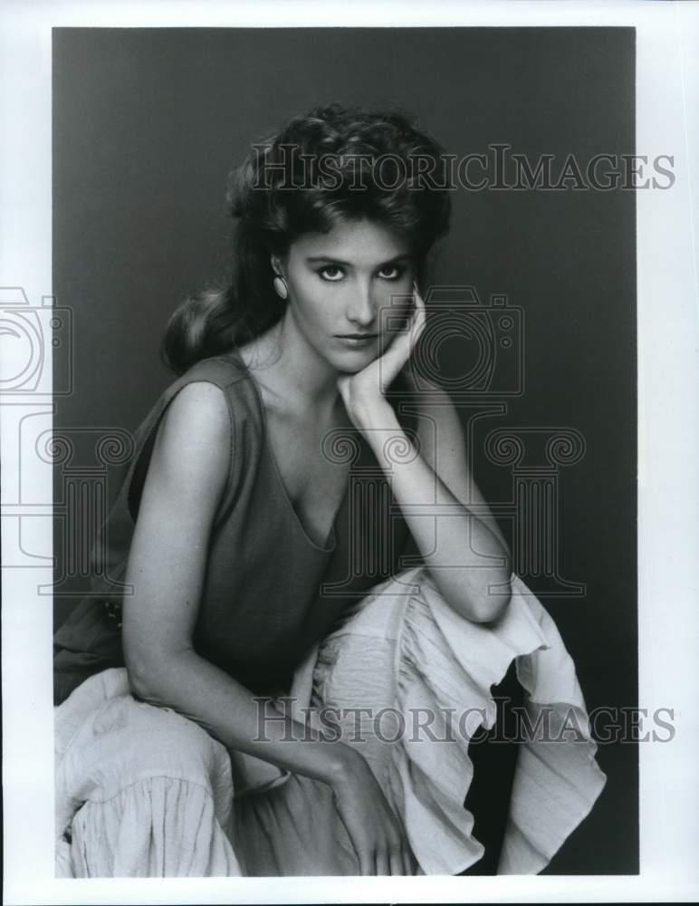 Robyn Bernard Actriz General Hospital Star Robyn Bernard Found Dead In