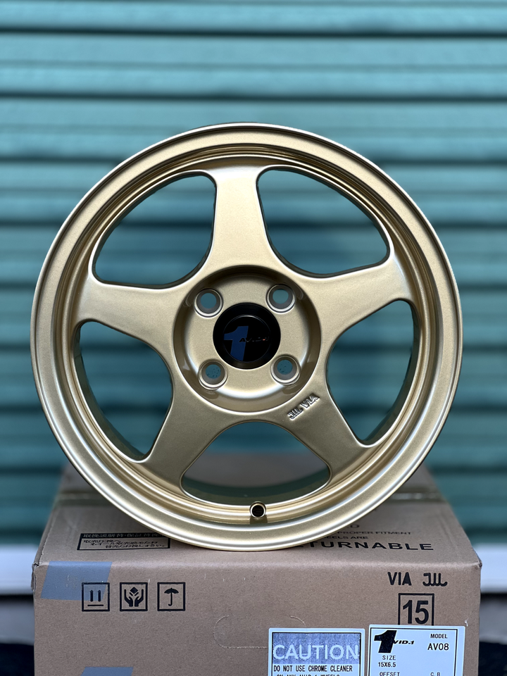 New Set of Avid1 AV08 15x6.5 +35et 4x100 Gold Finish (Set of 4 Wheels ...