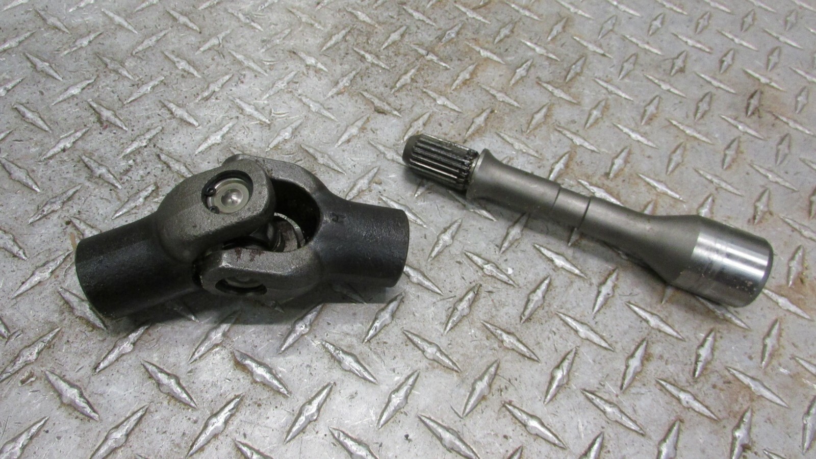 Polaris Sawtooth 200 Drive Prop Shaft with Yoke 483 | eBay