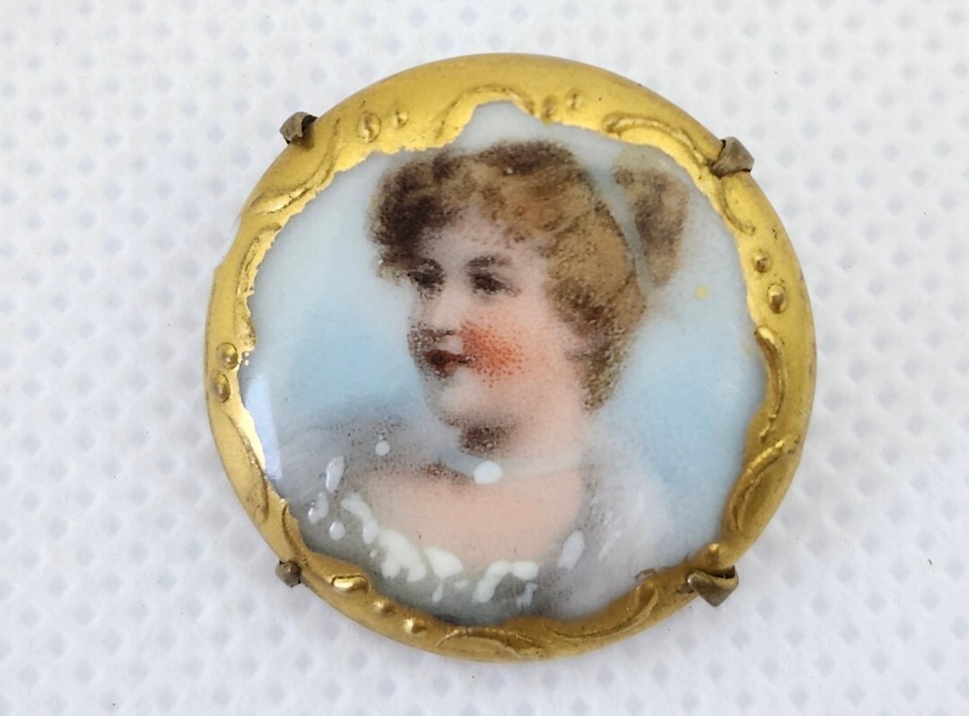 Victorian Gold Gilded Porcelain Portrait Brooch Pin C… - Gem