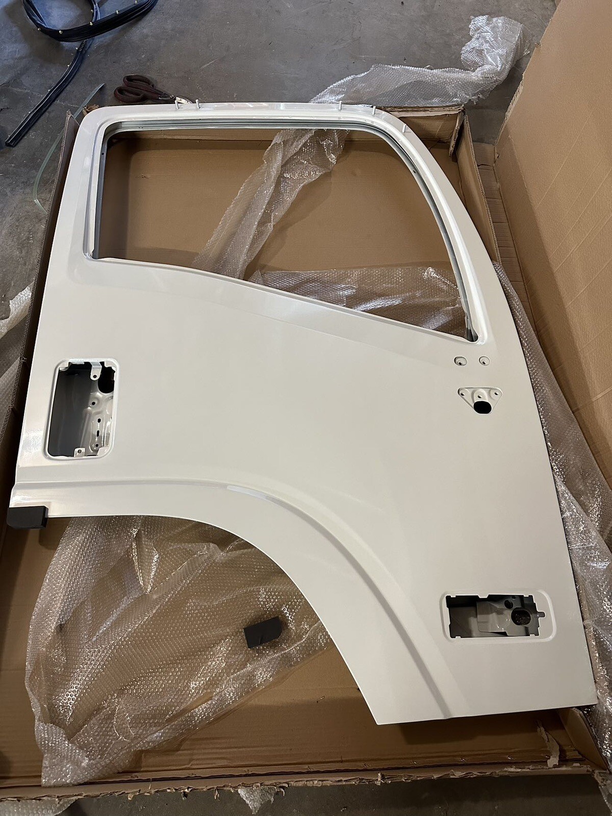 2008-2024 Isuzu NPR NQR NRR Door Case Passenger Right Side (NEW) COLOR ...