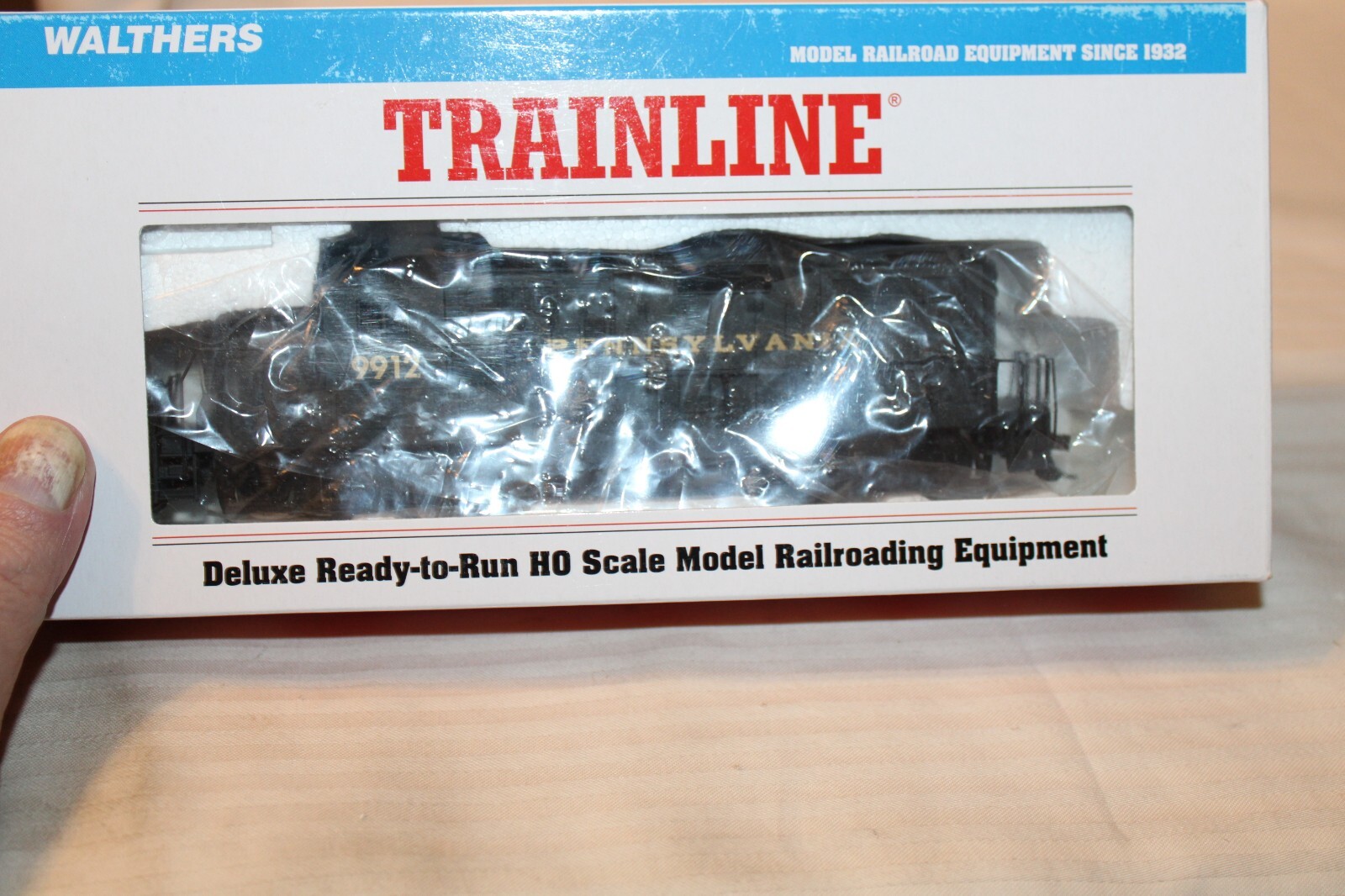 HO Scale Walthers, GP9M Diesel Locomotive, Pennsylvania, Black, #9912 ...