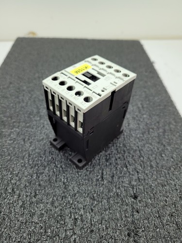 Eaton DIL M12-10 24V Coil AC OR DC Contactor 4 Pole XTCE012B10 DIN Rail ...