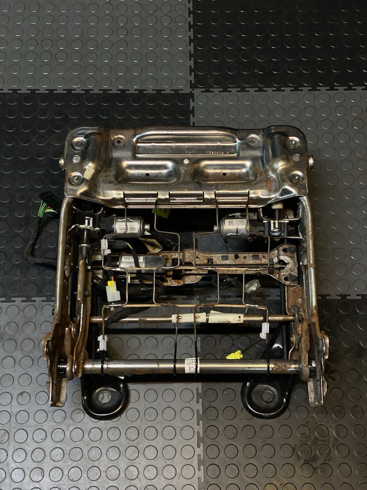 2019-2022 Dodge Ram 2500 Left Front Driver Seat Track W/ Motors Oem | eBay