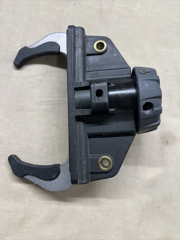 Thule Fast Grip Clamp - Twist Clamps Mounts for Thule Pulse Cargo Boxes ...