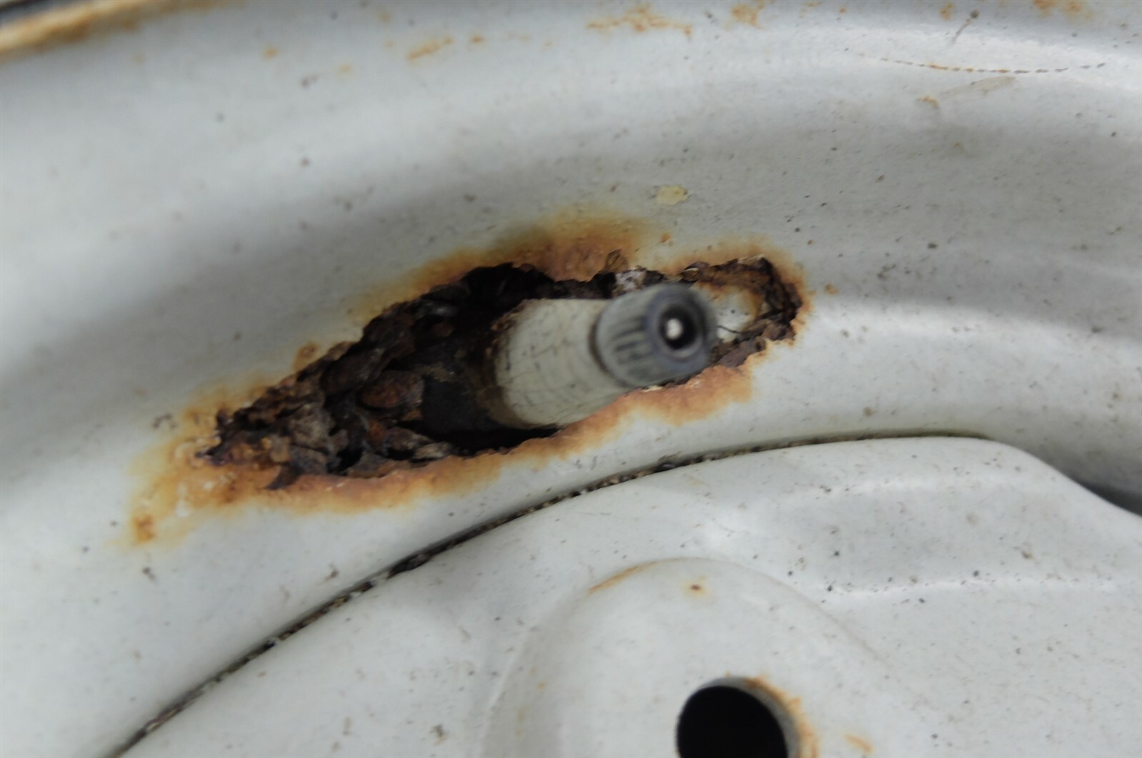 62 - 65 Early Ford 4000 Tractor 801 901 front wheels rims and tires | eBay