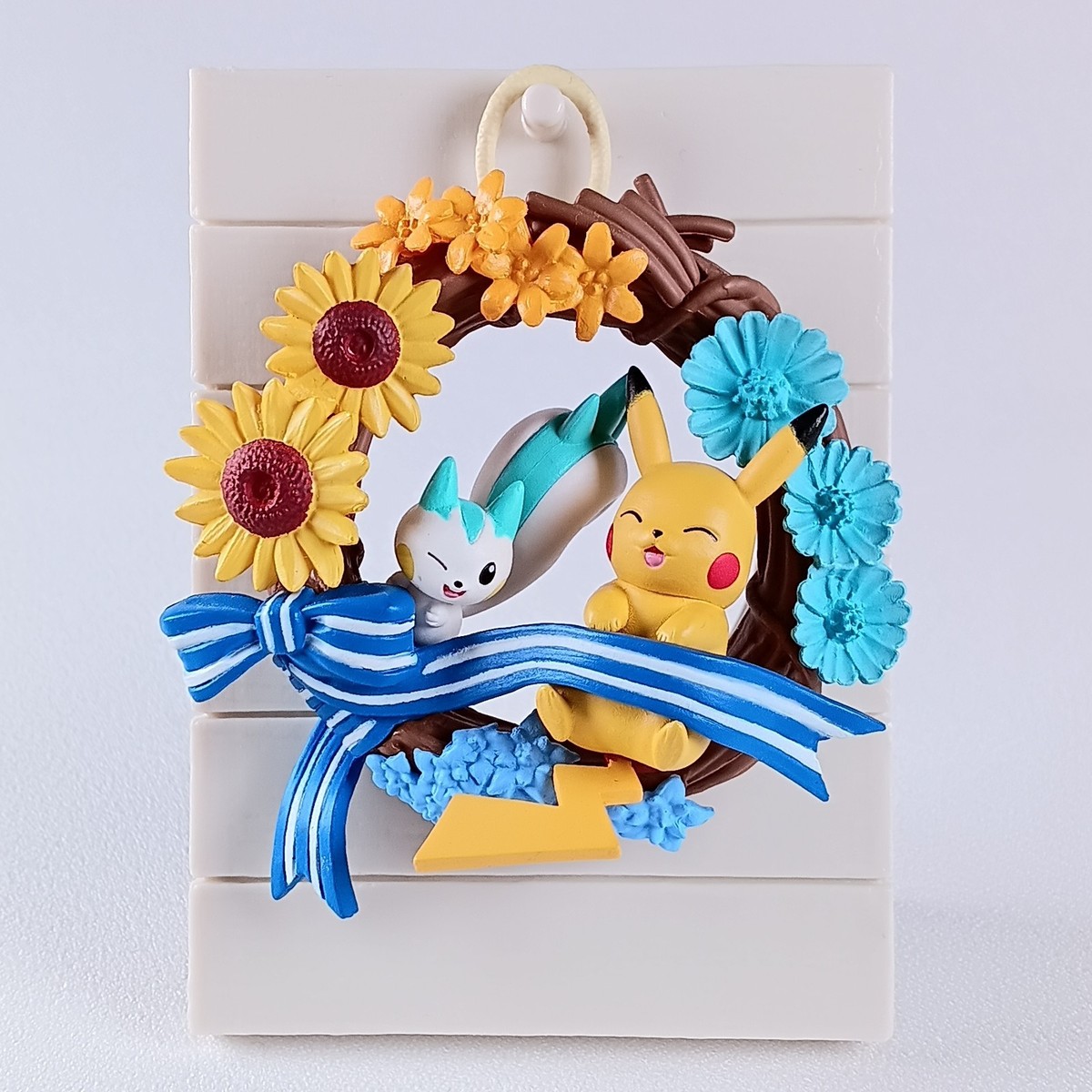 Pokemon Pachirisu E Pikachu Pokemon Card XY: Phantom Forces 25/119