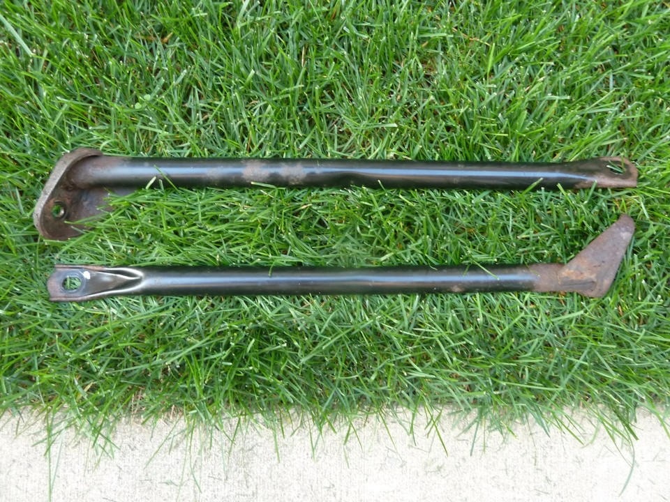 Toyota MR2 Spyder Pair Of Rear Subframe Support Brace With Hardware ...