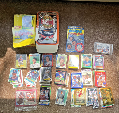 Lot Of 100+ 1960-90s MLB New & VG Condition Baseball Cards Asstd ...