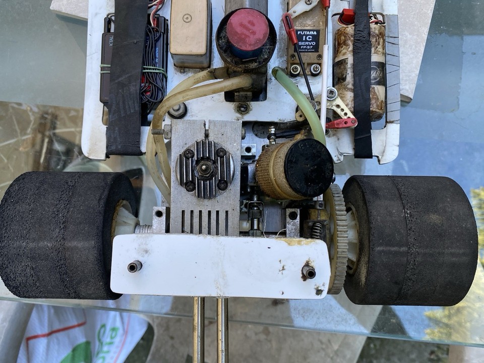 RC vintage piste Thermique Team Associated RC 100 1/8 | eBay
