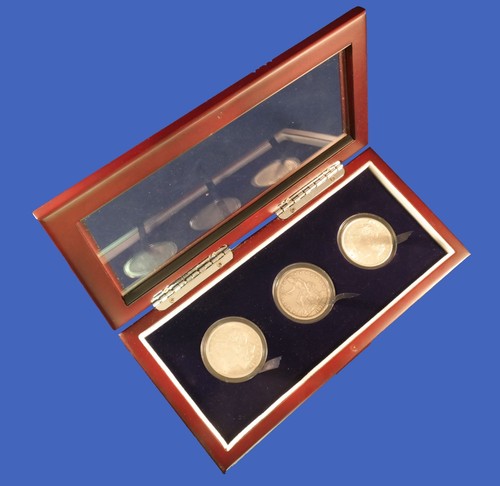 Guardhouse Wood Display Glass Top Box Large Three Coin / Challenge Coin ...