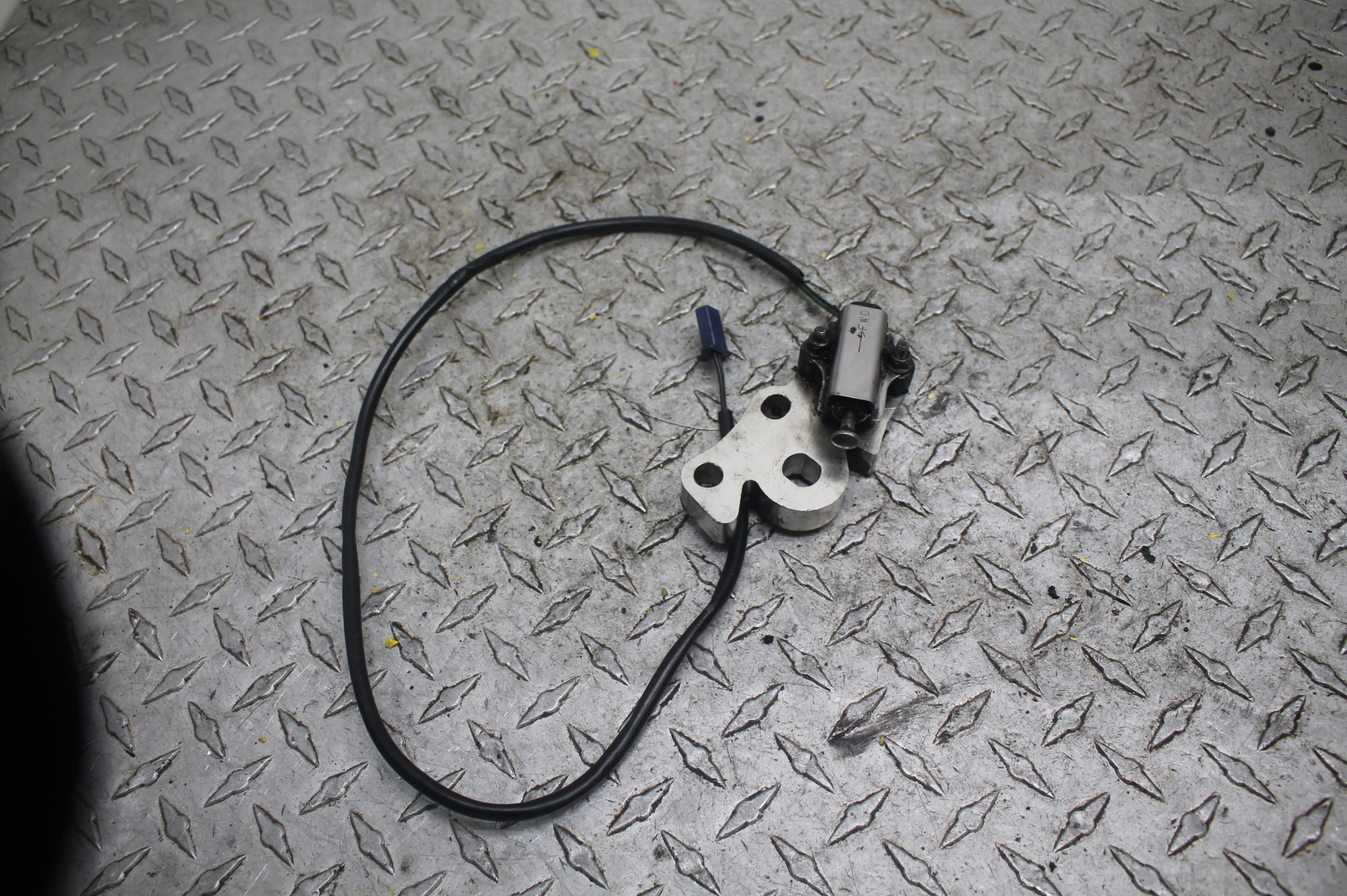 01-02 YAMAHA YZF R6 KICKSTAND SIDE KICK STAND SWITCH OEM | eBay