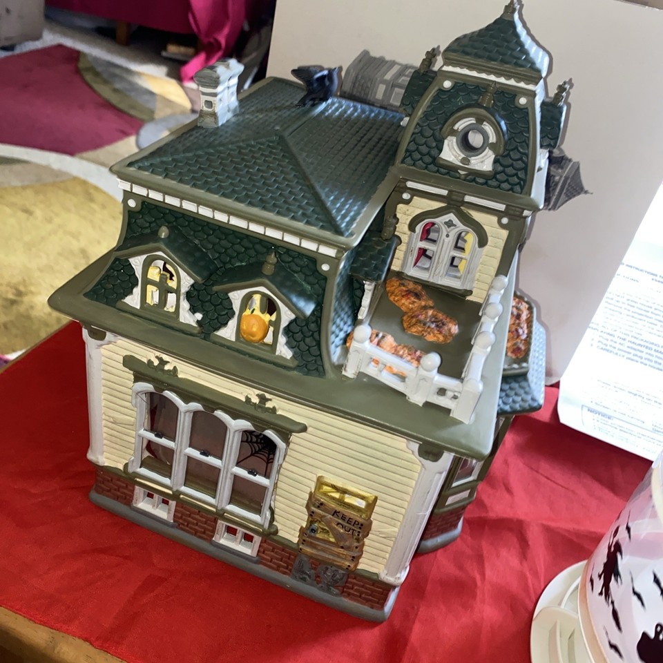 Dept 56 1998 Haunted Mansion #54935 w/Rotating Projection Screen w/ Box ...