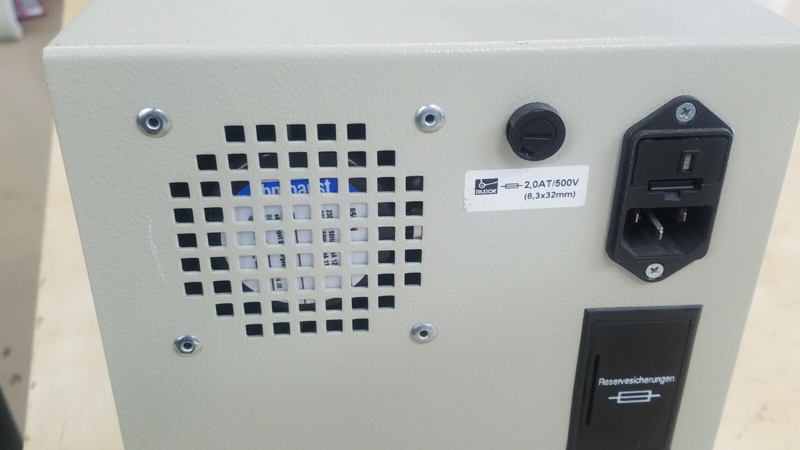 Block B 0309063, IP 20, VDE 0570 / EN 61558, VDE 0750 / EN 60601-1 ...