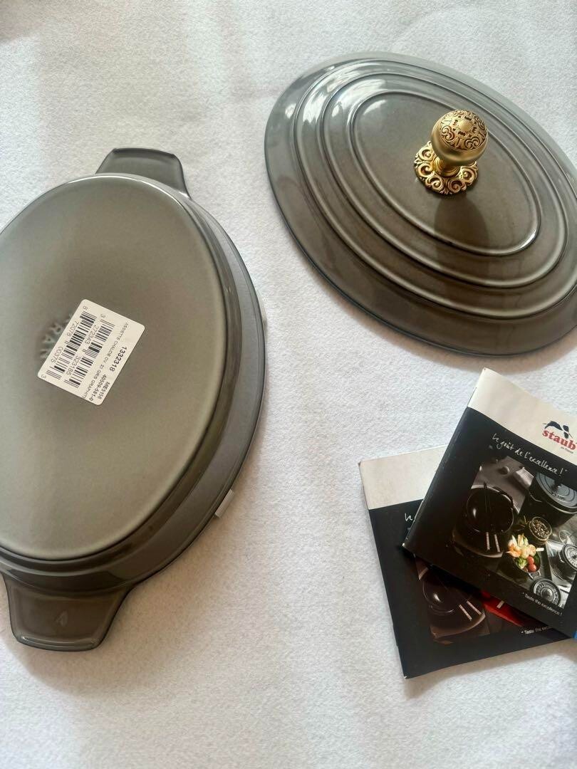 Staub Rare 3-piece set Cow Cocotte & Hot Plate x 2 Gray Made In France ...