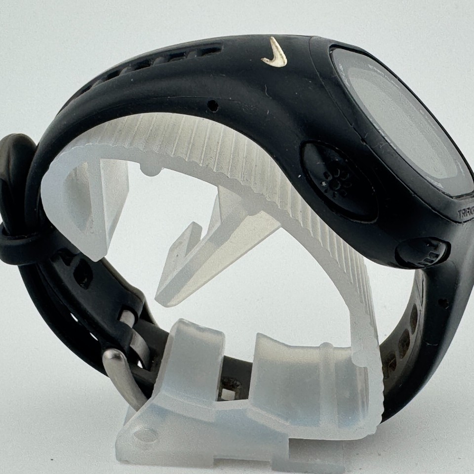 Nike Fury Digital Quartz Watch WR0142 Men 100m Triax Polymers Chrono ...