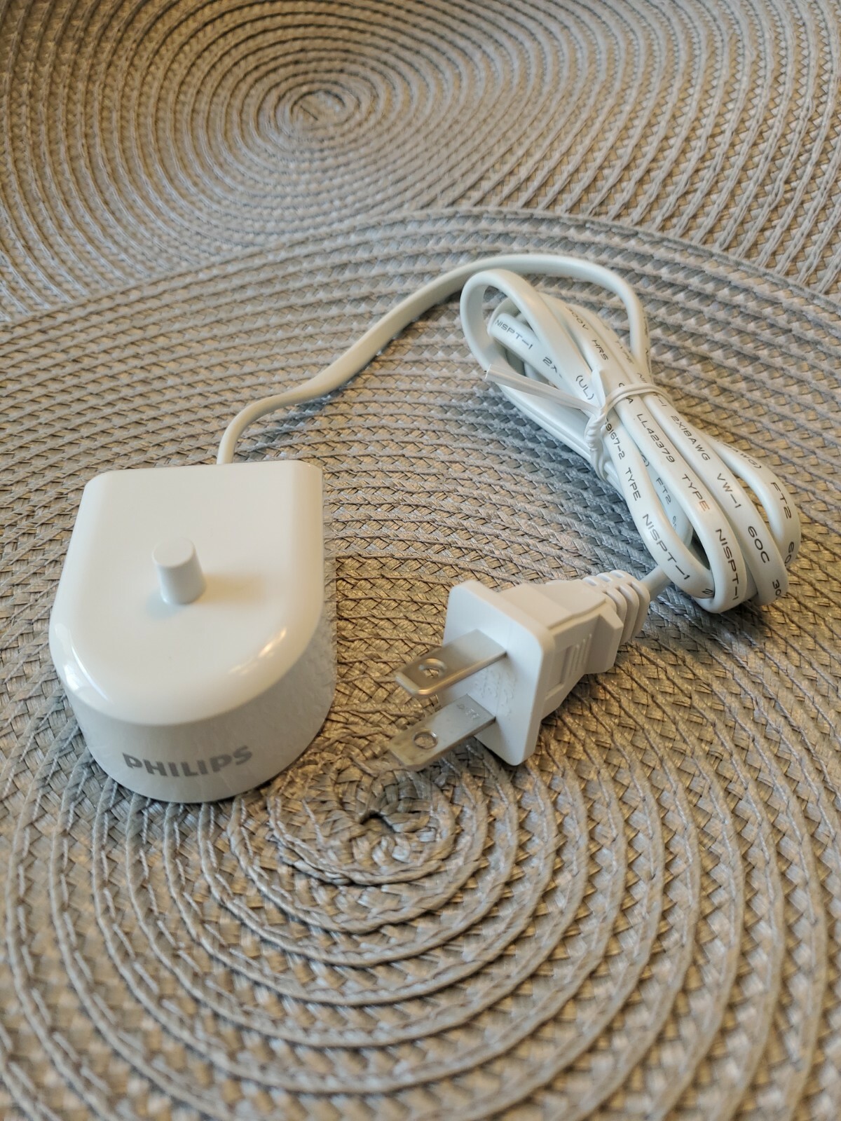 Original Philips Sonicare HeathyWhite Flexcare Toothbrush HX6100 ...