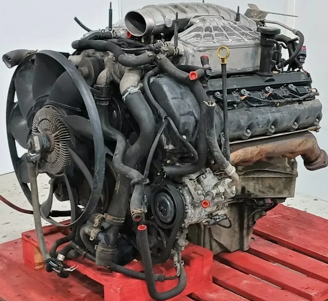 V8 Supercharged Engine