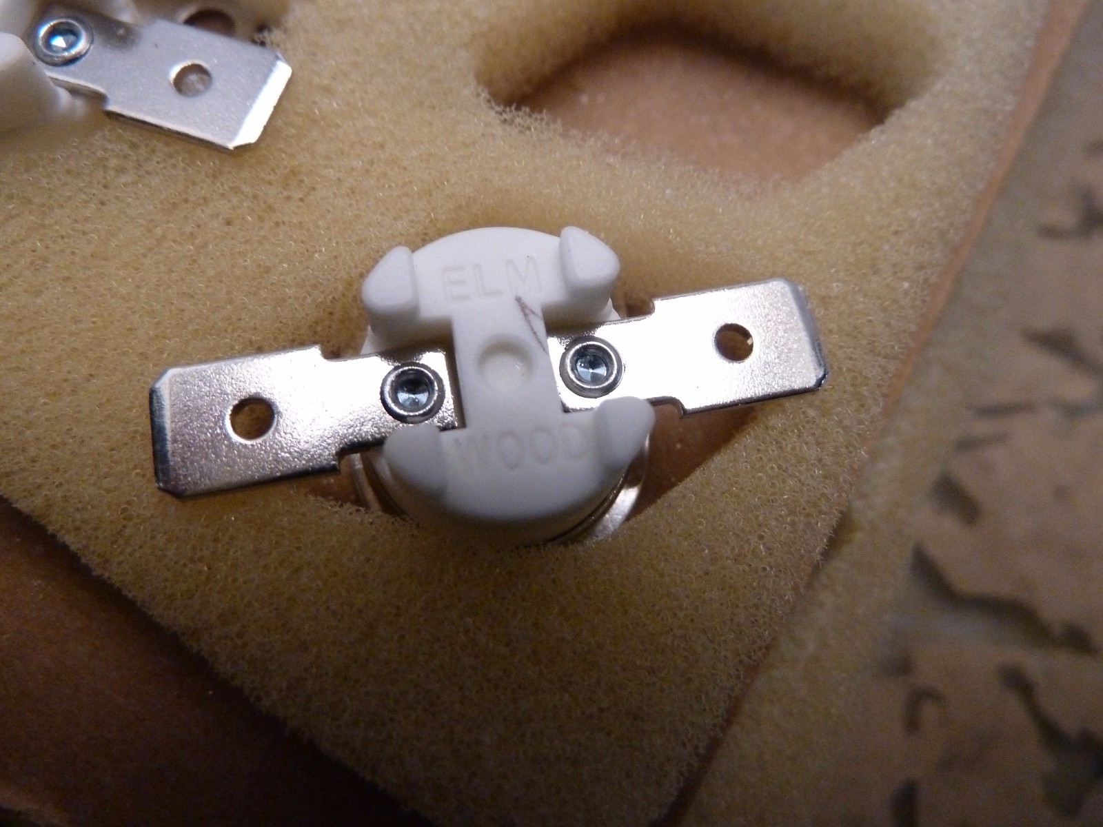 approx. 200x elmwood 2450rch8138-47 thermal switches sensors honeywell ...