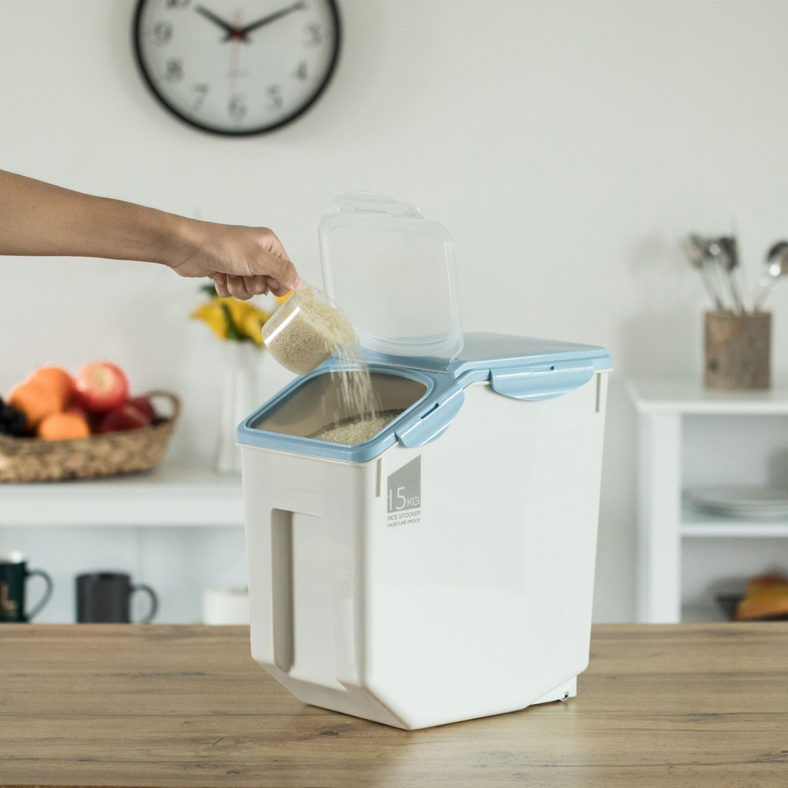 Set of 2 White Plastic Storage Food Holder Containers, with a Measuring ...