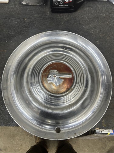 EARLY PONTIAC INDIAN HEAD CHIEF HUBCAP HUB CAP | eBay