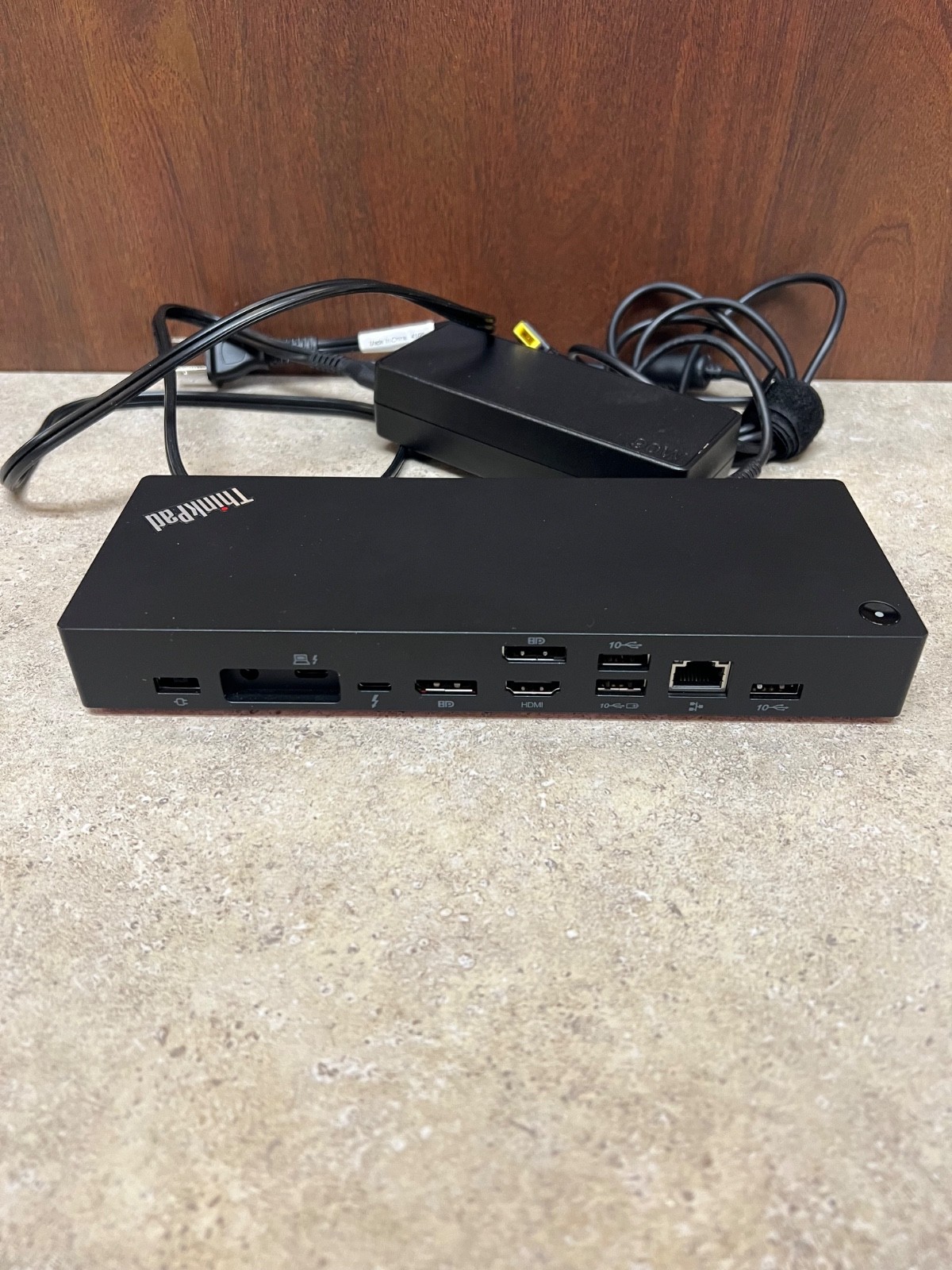 Lenovo ThinkPad Thunderbolt 4 Workstation Smart Dock Type 40B0 DK2131 ...