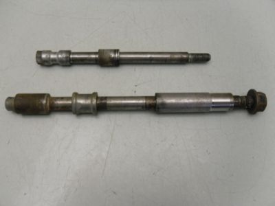 #092 Honda VF700 VF 700 Magna Front & Rear Axles | eBay