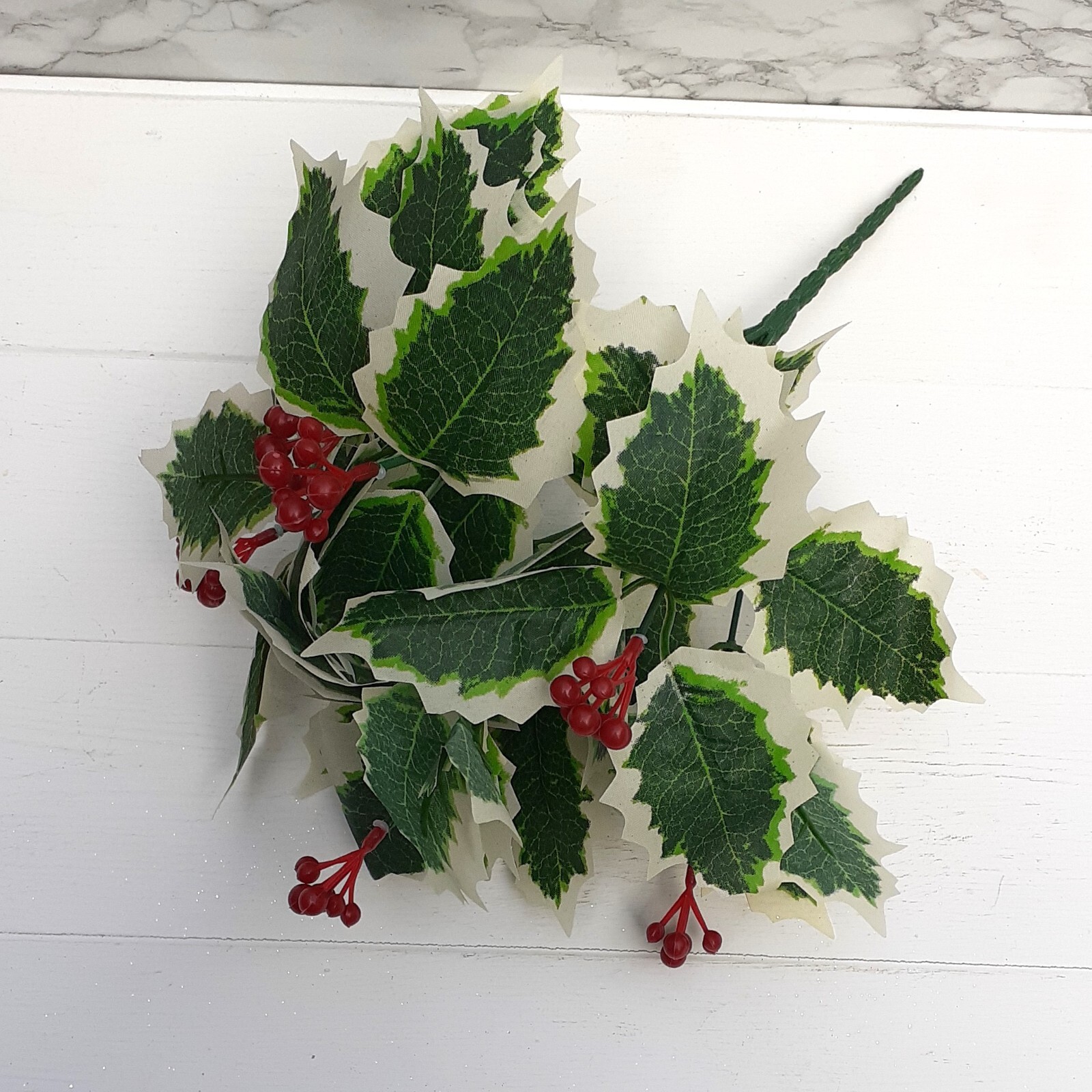 ARTIFICIAL SILK FLOWERS CHRISTMAS HOLLY BUNCH VARIEGATED LEAVES | eBay UK