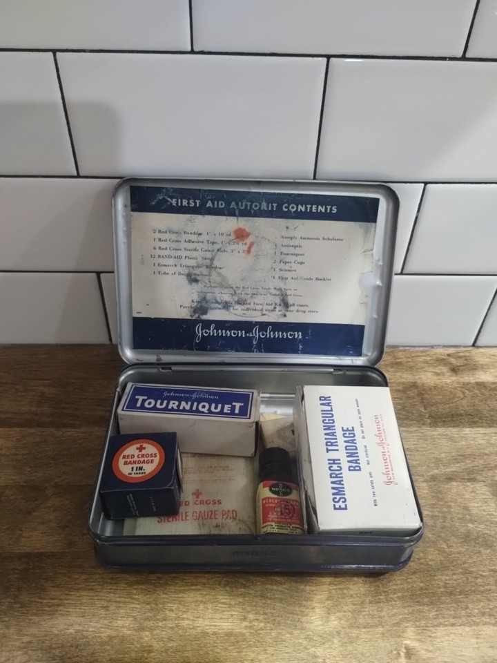Vintage 1950s/60s Johnson & Johnson First Aid Auto Travel Kit Metal | eBay
