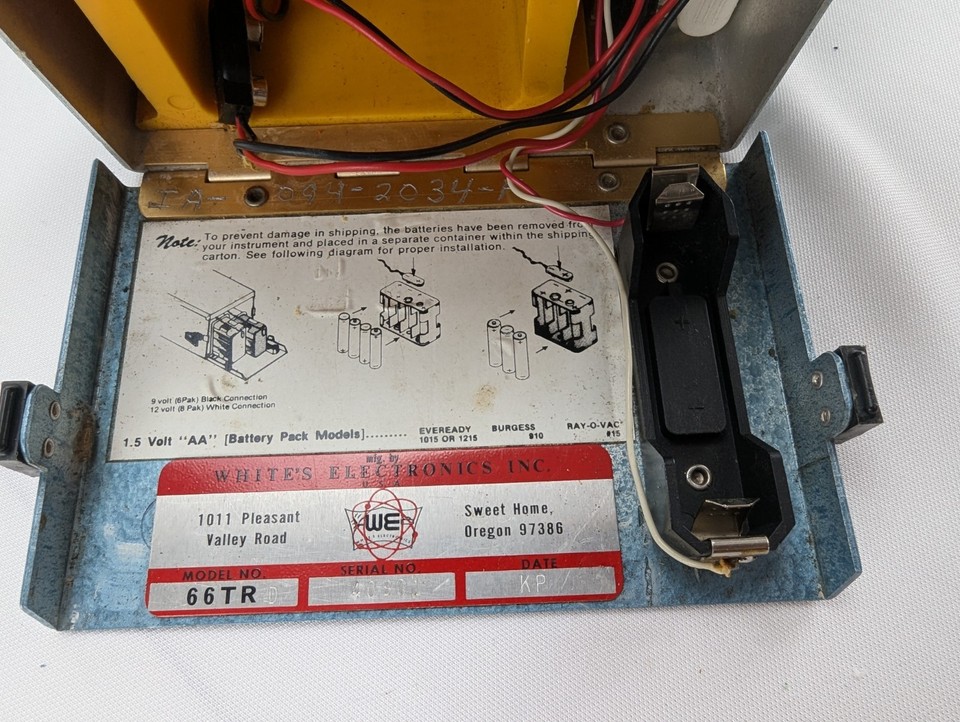Vintage White's Electronics Tri-Discriminator Mineral & Metal Detector ...