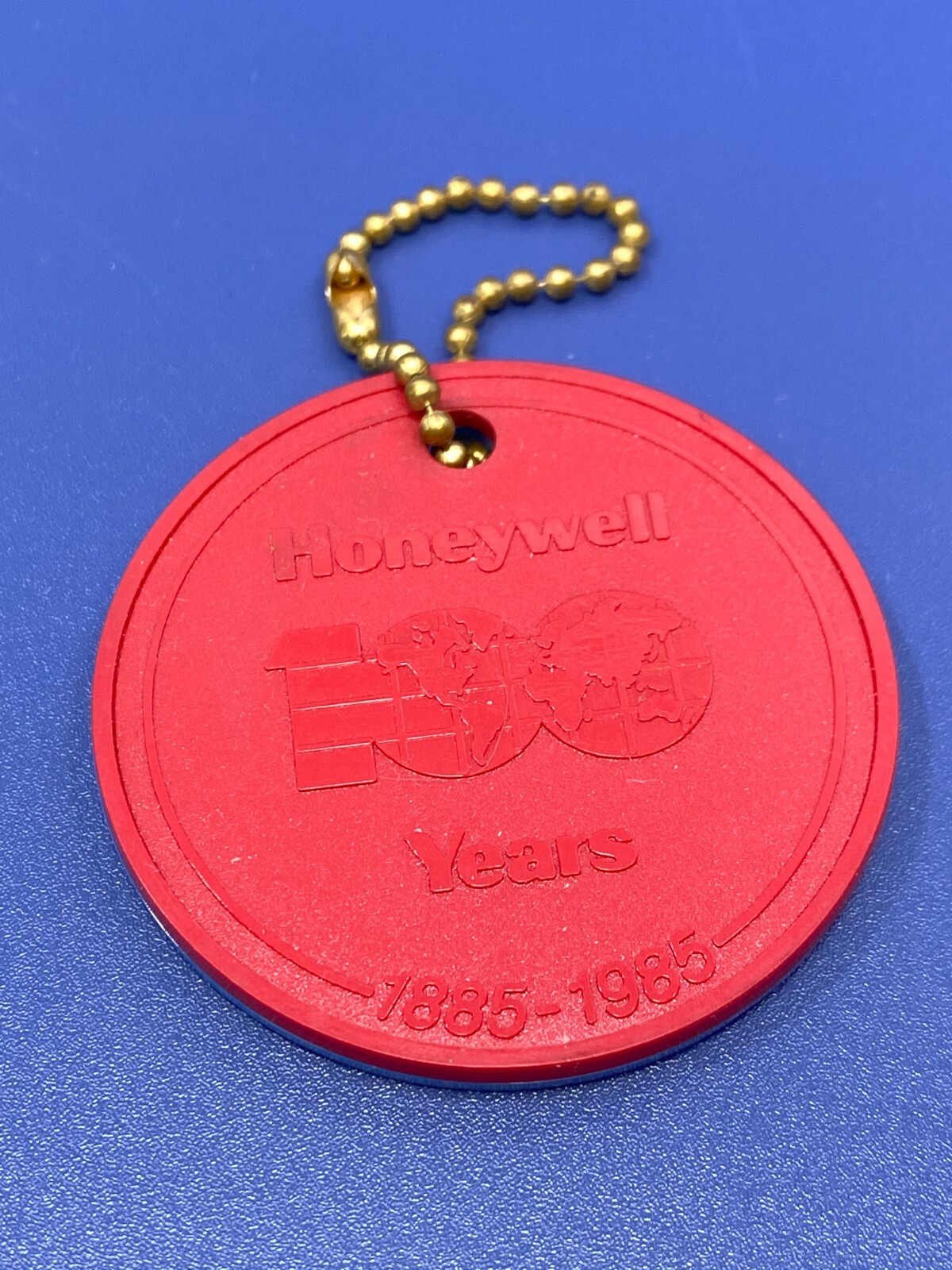 Vtg Medallion Plastic Keyring Key Chain Fob Micro Switch Honeywell 100 ...