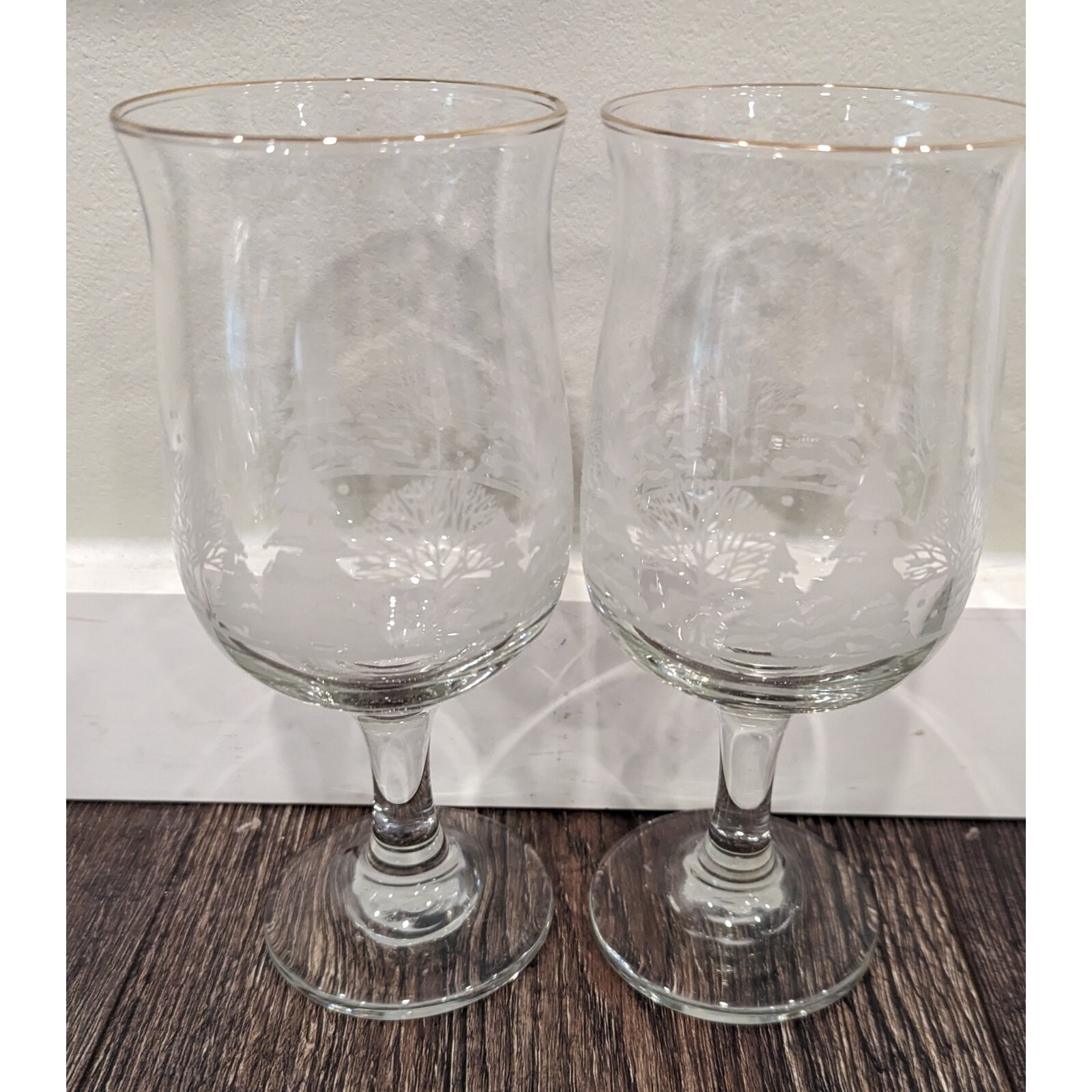 Set Of Two Vintage Libbey For Arby's Etched Winter Scene Tulip Wine Glasses | eBay
