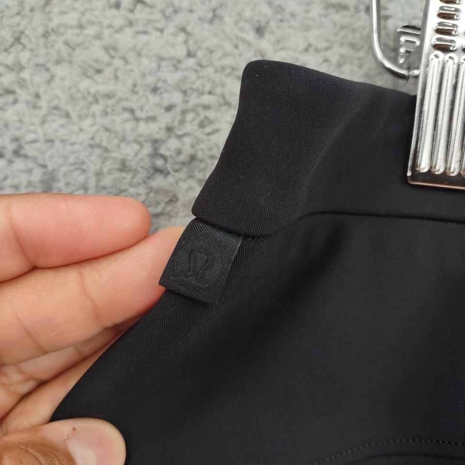 Lululemon On The Move Pants Black Size 8 Logo Zip Pockets Ankle Mid ...