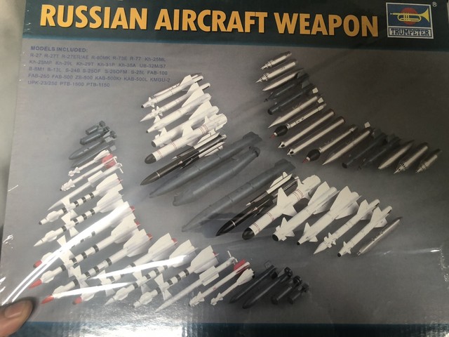Trumpeter Russian Aircraft Weapon Model Kit 1 32 #03301 for sale online ...